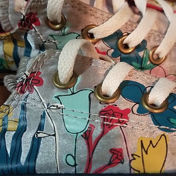 Converse | Shoes | Converse All Star Textile Silver Floral Sneakers ...